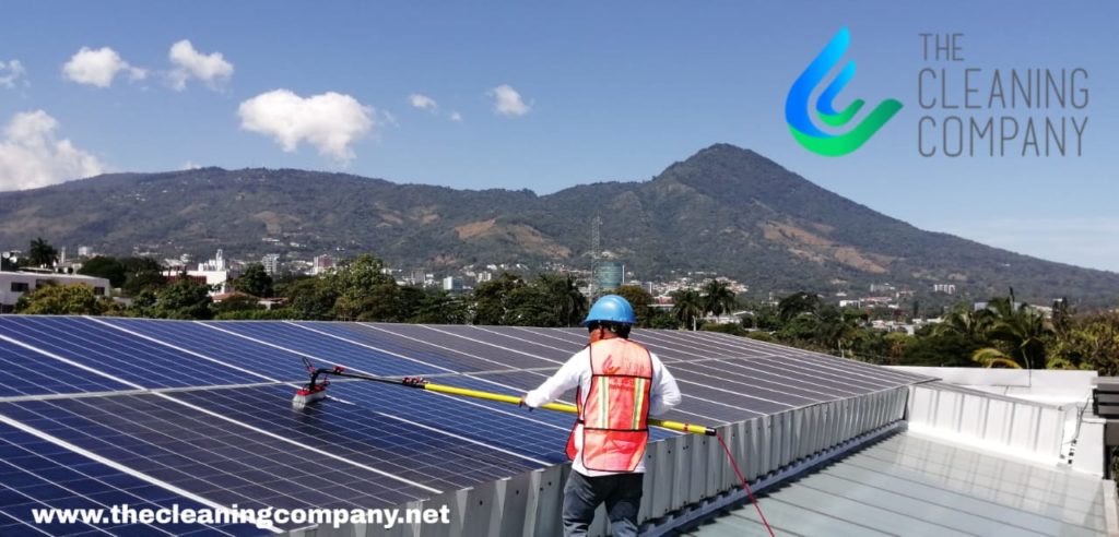 Limpieza de Paneles Solares - The Cleaning Company